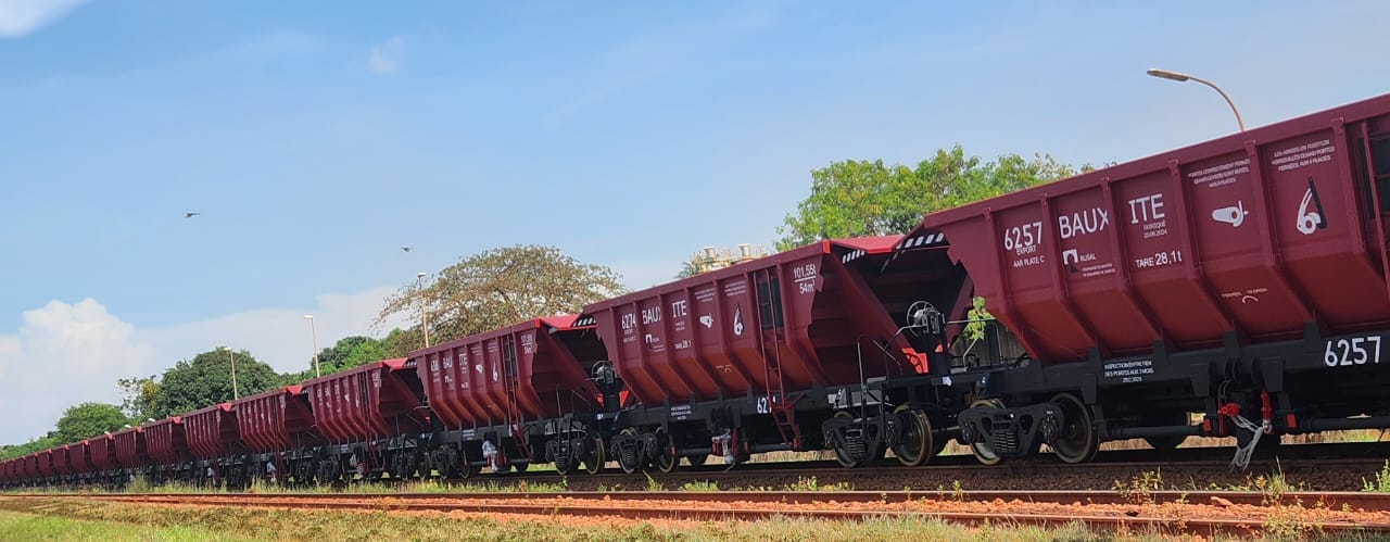 AGL Guinée réalise avec succès une manutention exceptionnelle de 150 ...