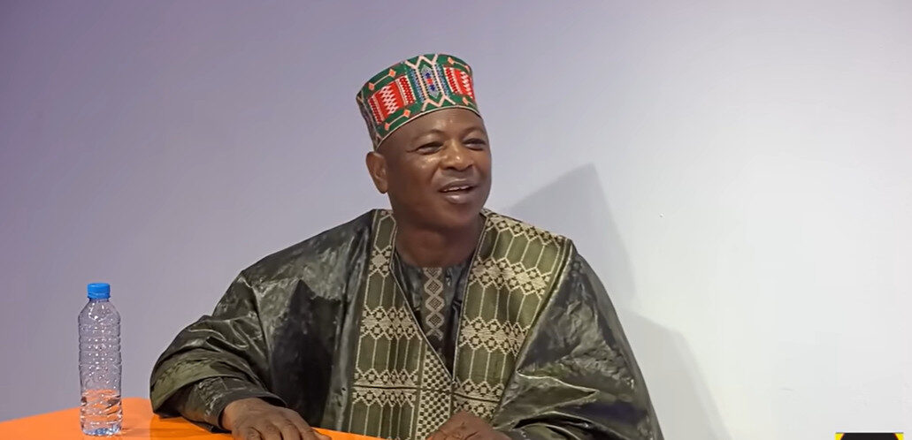 Pathé Moloko : quand le zèle flirte avec le reniement de soi